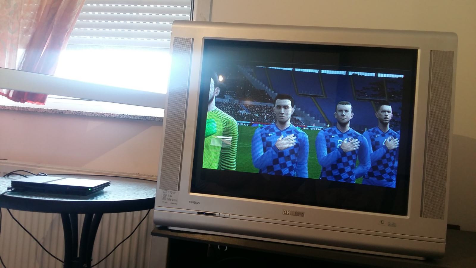 philips crt televizor pixel plus