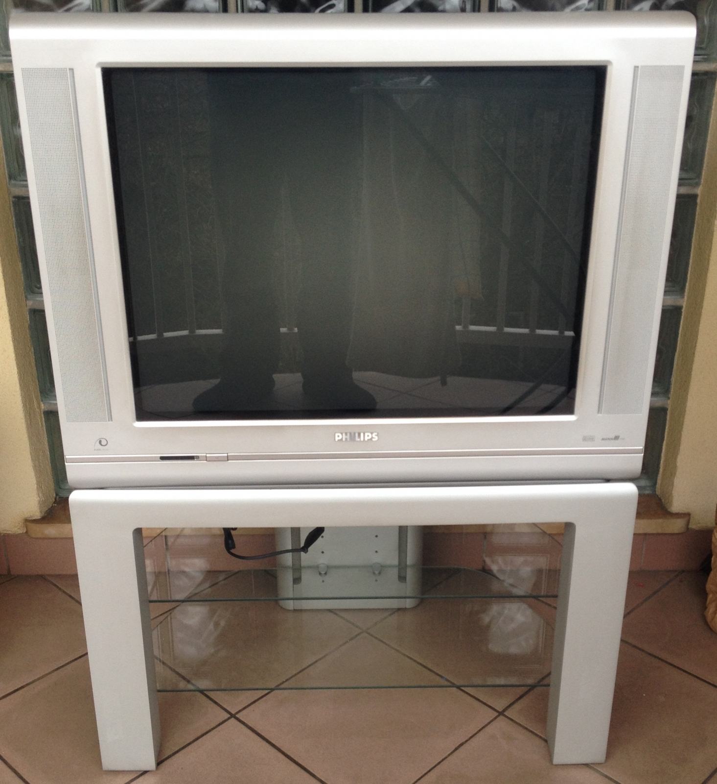 Philips Matchline 74 cm (29) 100Hz digital scan with Pixel Plus