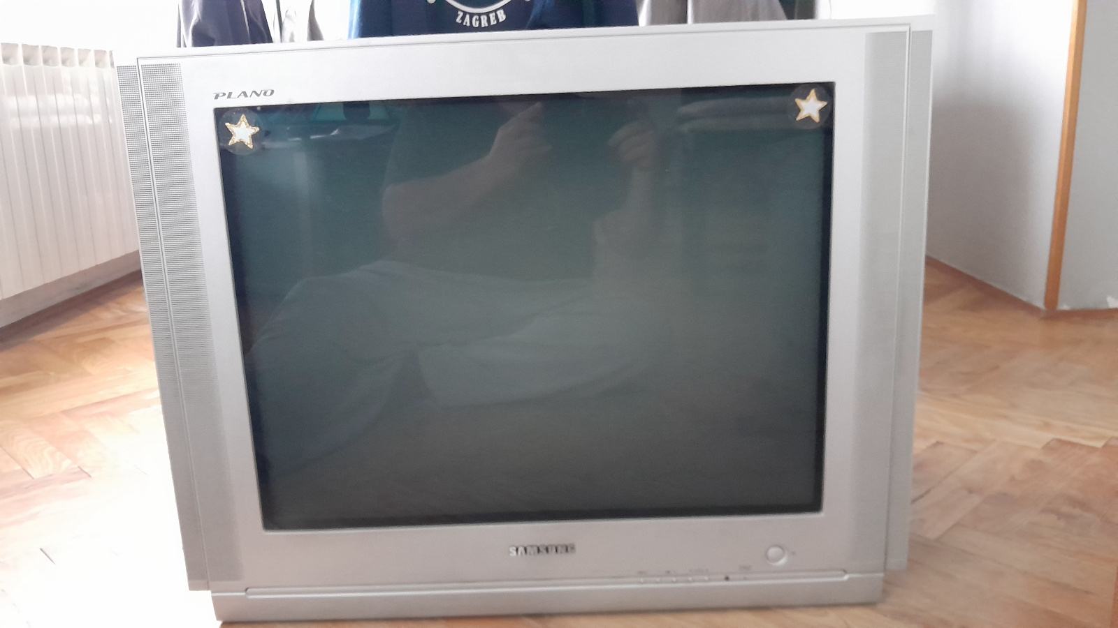Prodajem klasični TV Samsung