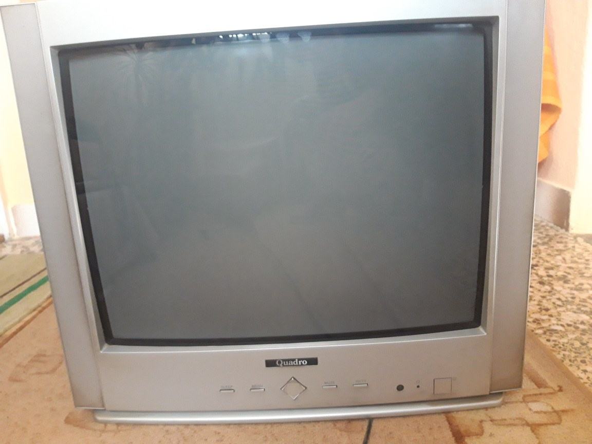 Quadro crt televizor