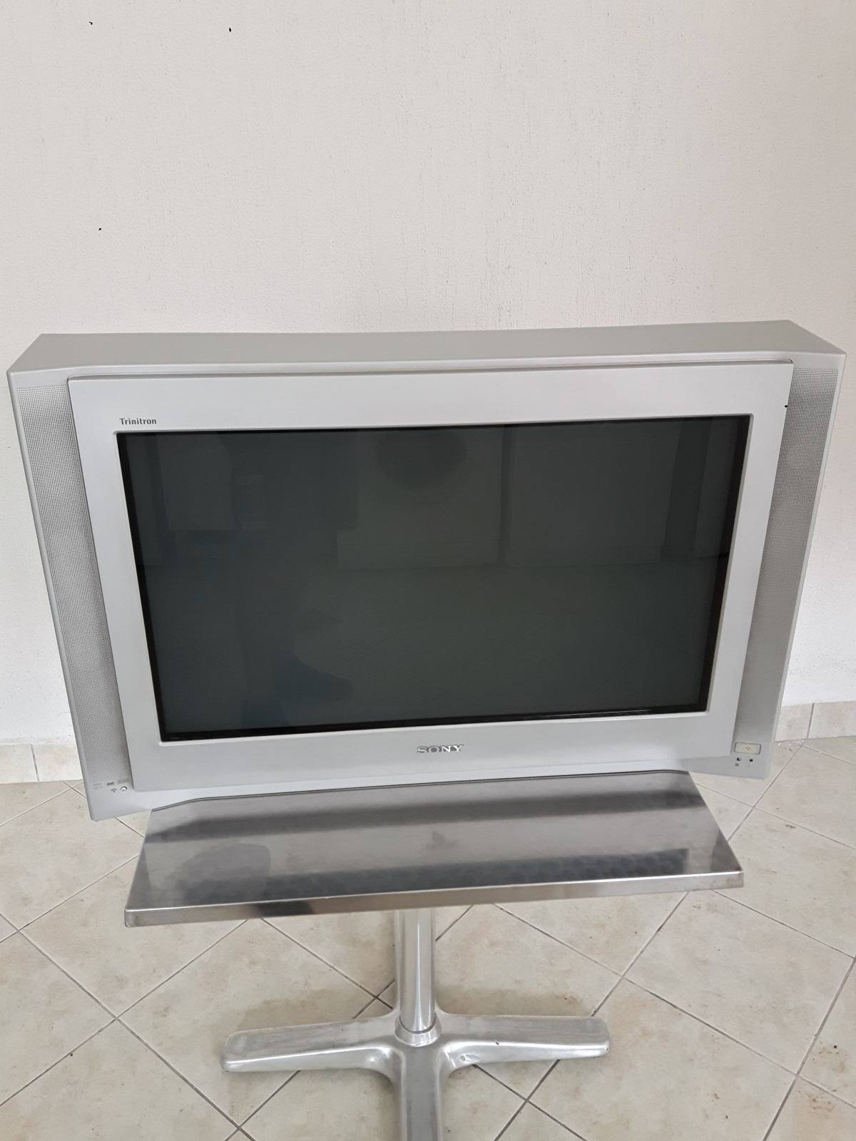 Sony FD Trinitron TV