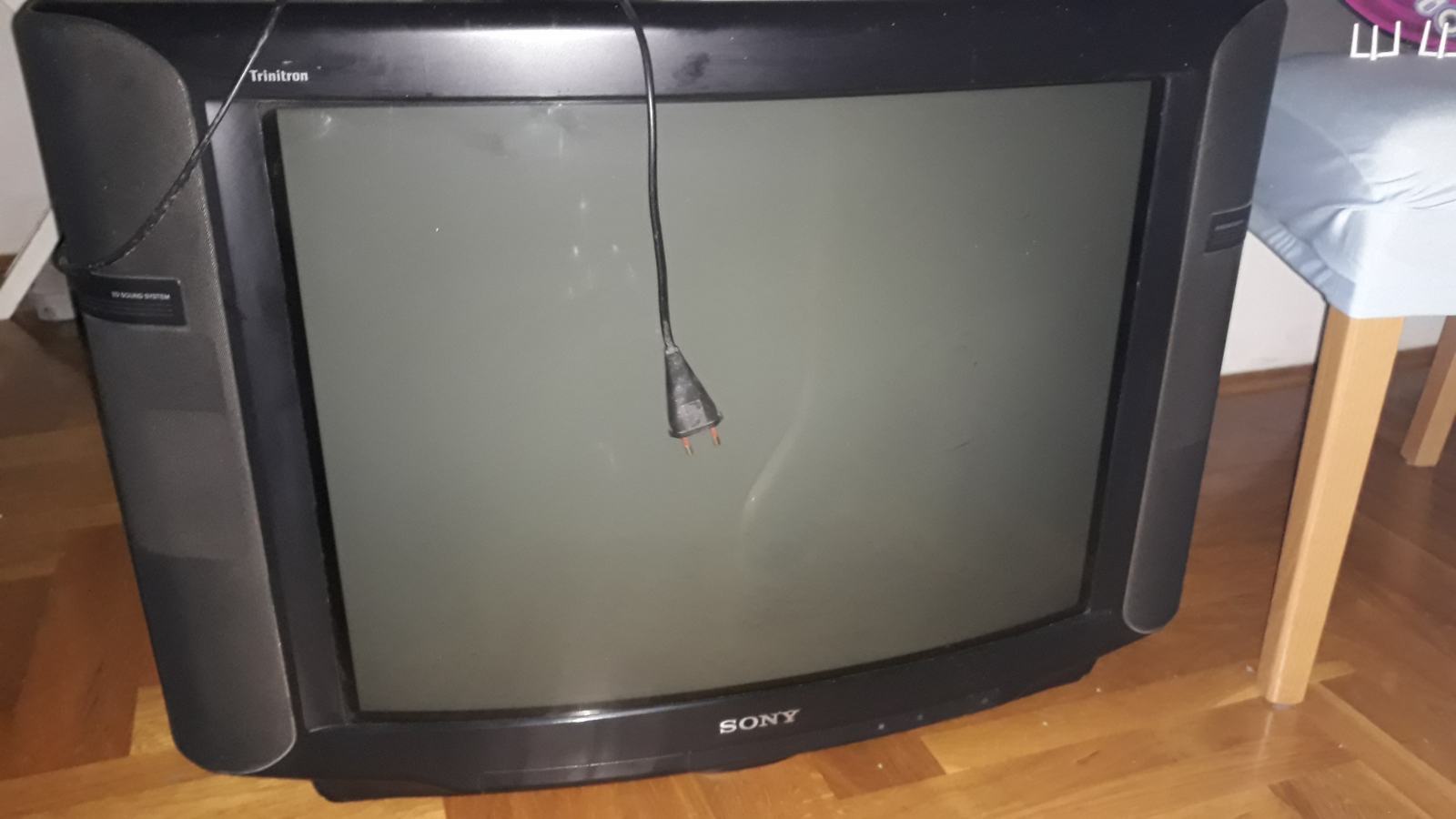 Sony trinitron 82