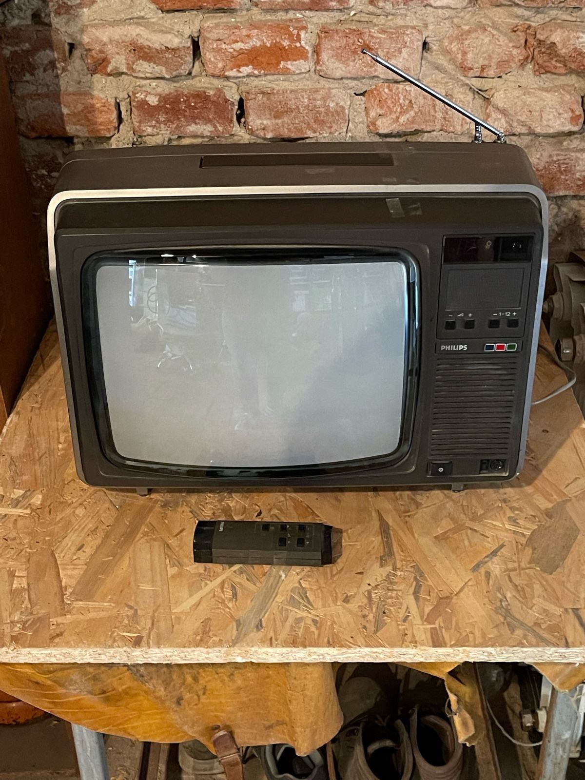 Stari retro TV PHILIPS - Philetta 8026 Color