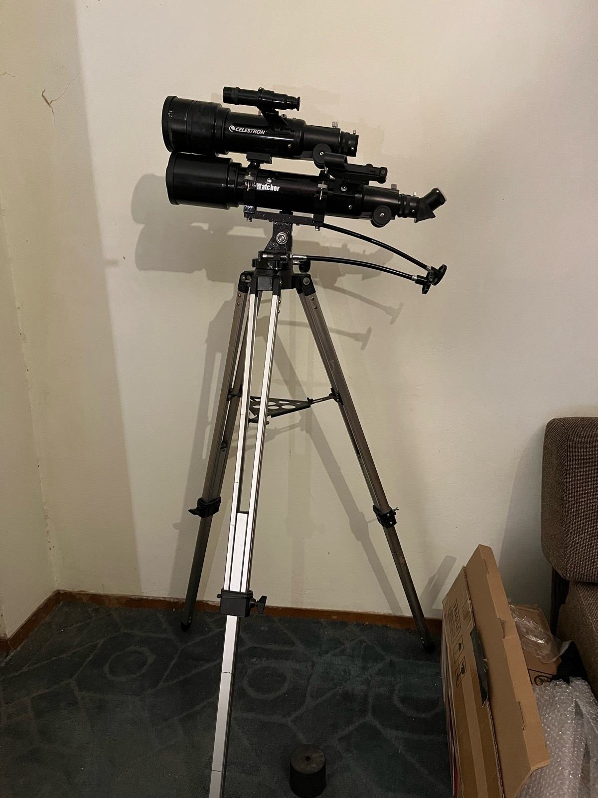 Skywatcher 70/500 i Celestron 70/400