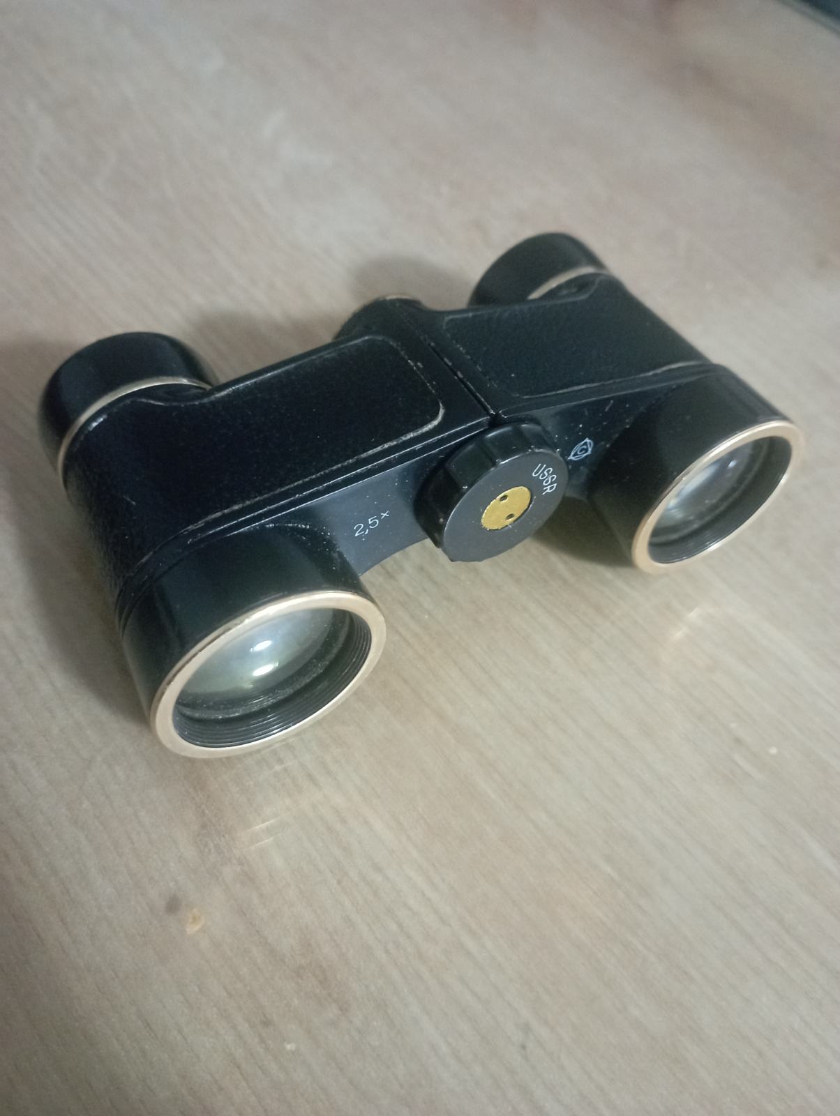 Stari kazališni dvogled