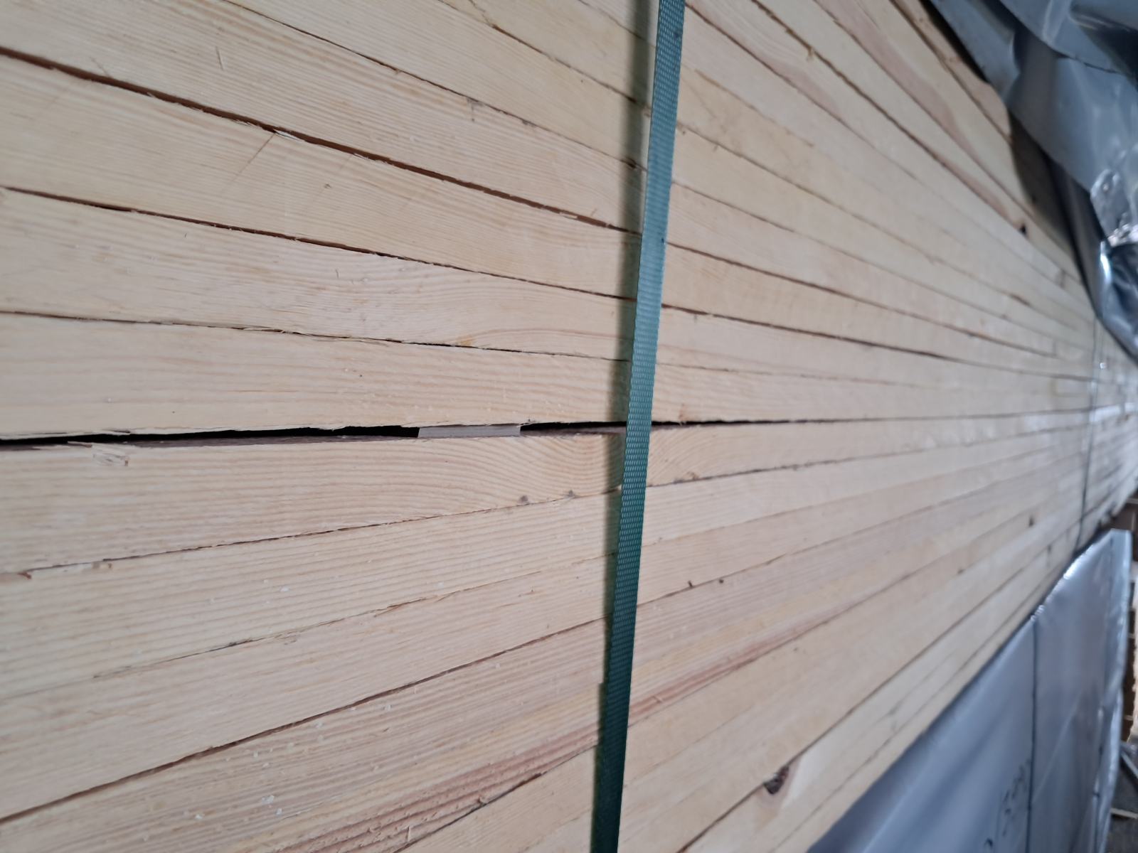 GRAĐEVINSKA DASKA SUHA BOR 120x22x3990 mm - akcija 30%