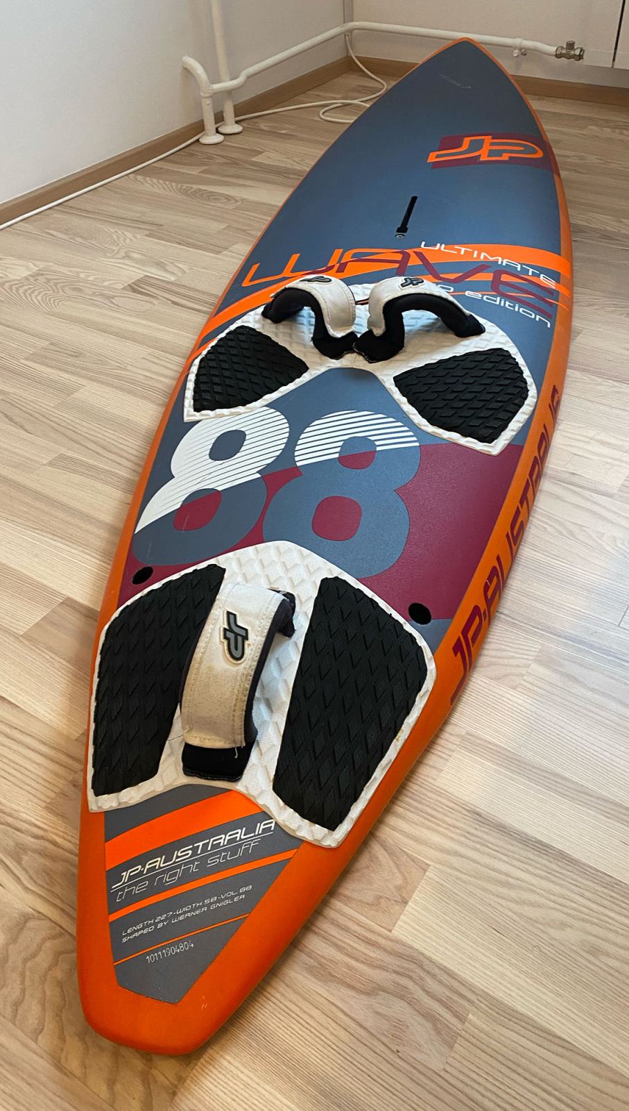 Windsurf daska JP Australia Ultimate Wave pro edition 88L