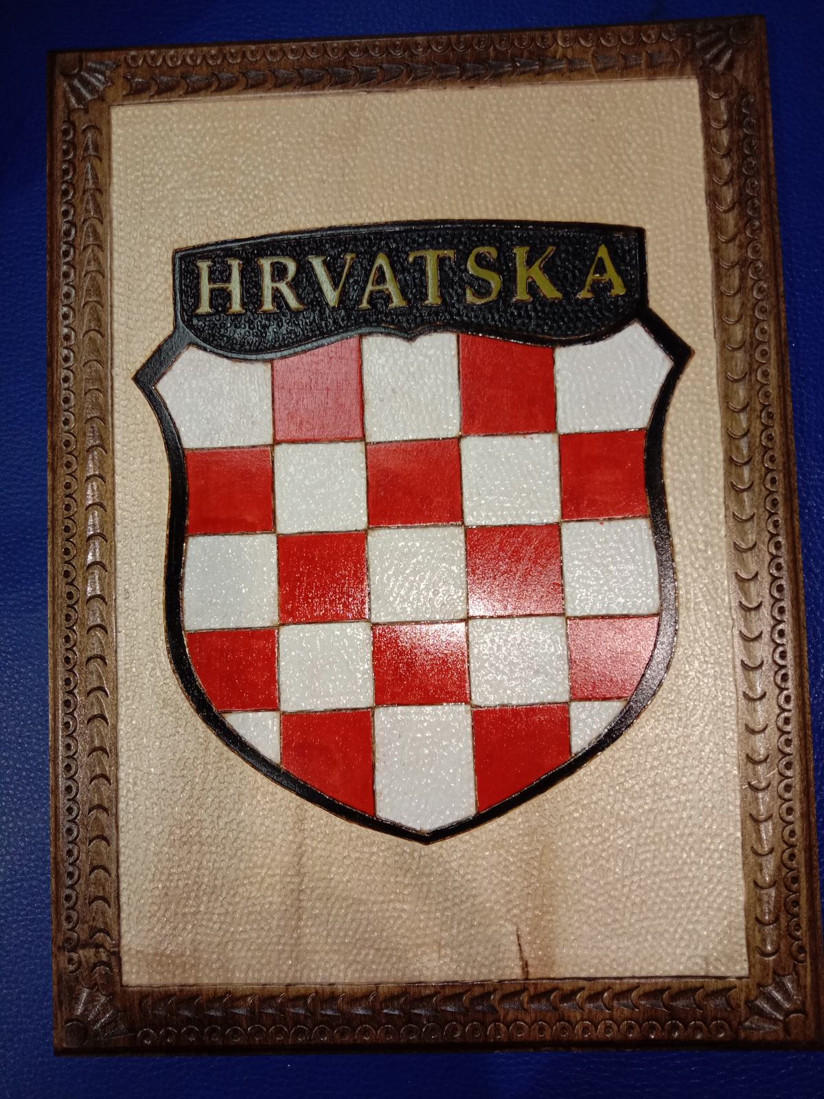 Drvena rezbarena slika Grb RH