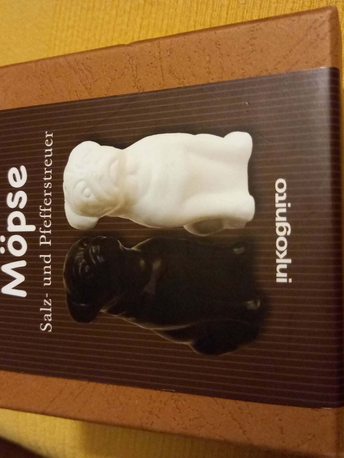 Mops porculanski set za sol i papar