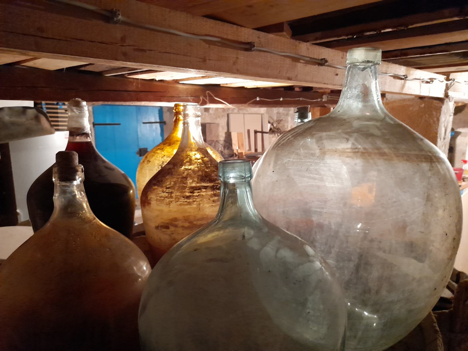 VELIKE STAKLENE BOCE – DEMIŽANE