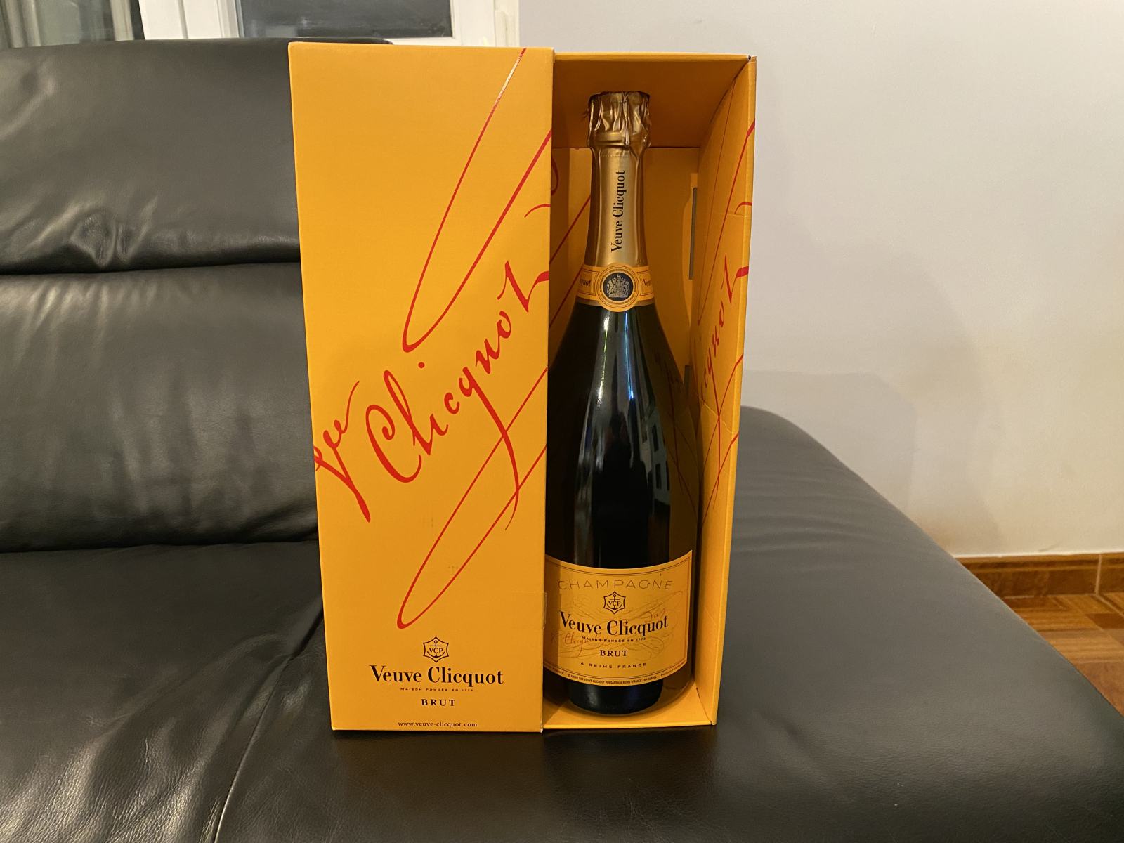 Veuve Clicquot Boca šampanjca 1,5L Magnum - Dummy Bottle - NOVO