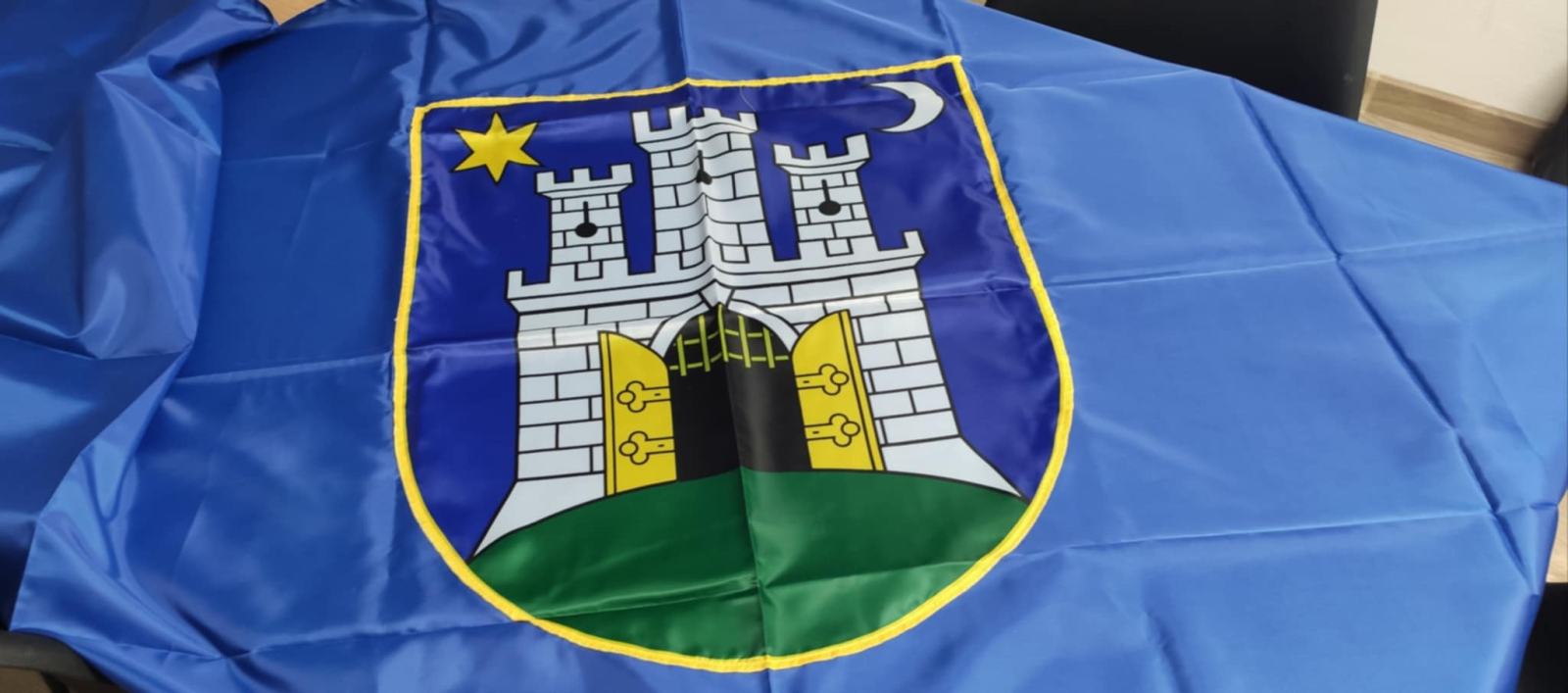 Zastava Grada Zagreba-200x100cm – svila