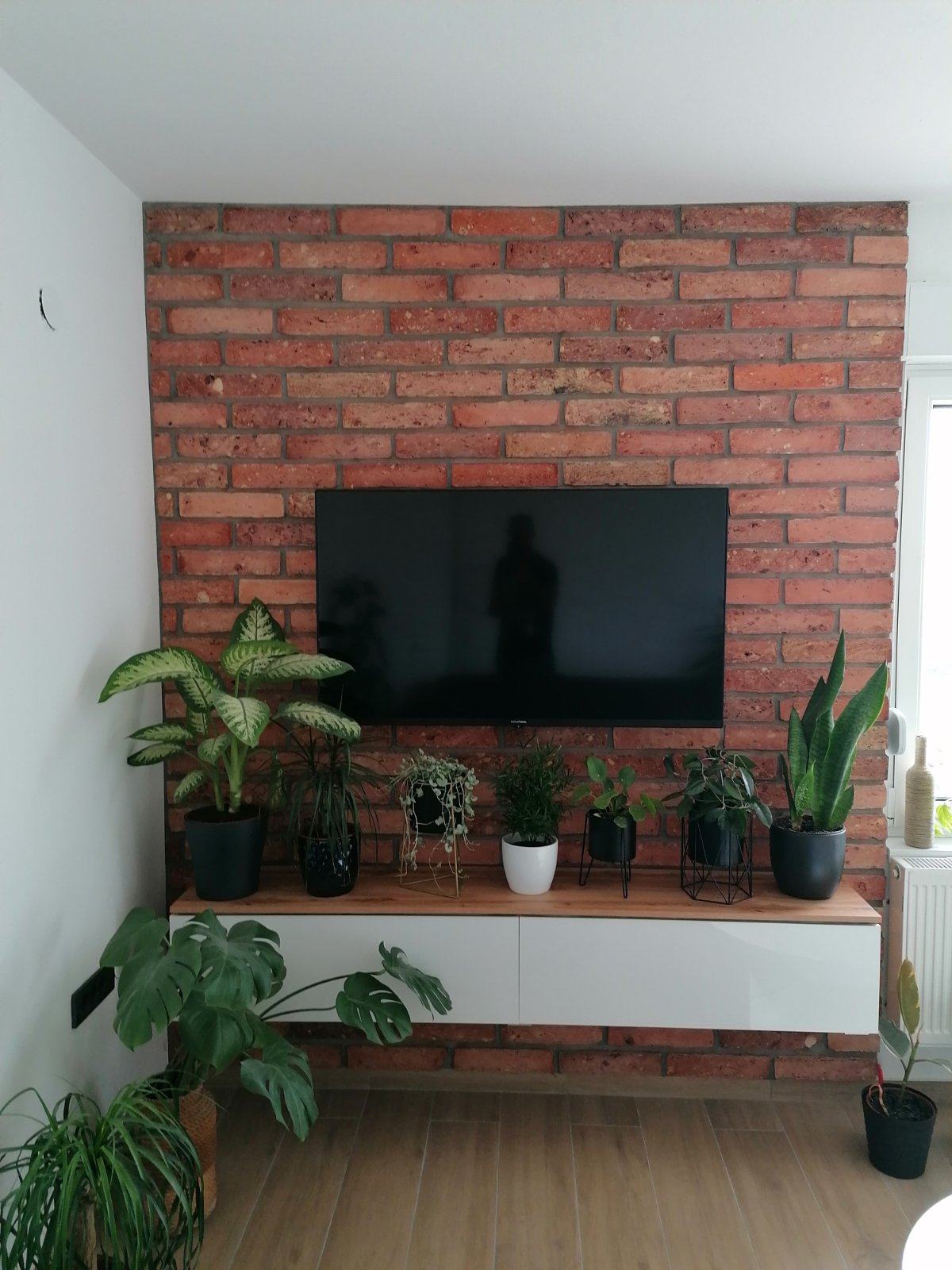 Dekorativne rustikalne plocice rezane od stare cigle