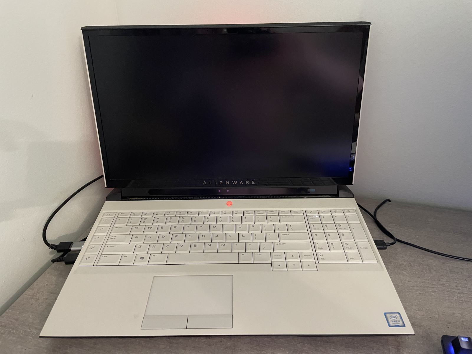 ALIENWARE area 51m RTX 2080