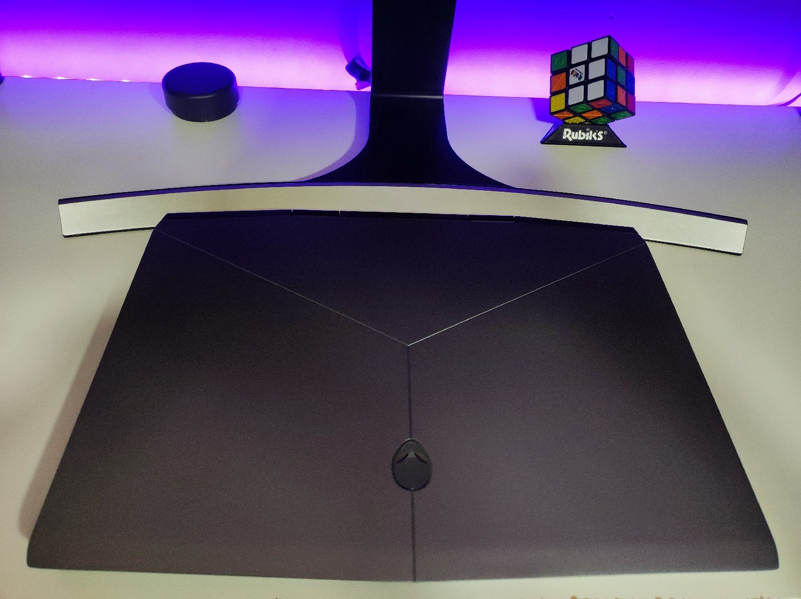 ALIENWARE M15 I7 8750H/16GB/GTX 1060 6GB/1TB SSD+1TB HDD/WIN11/599€