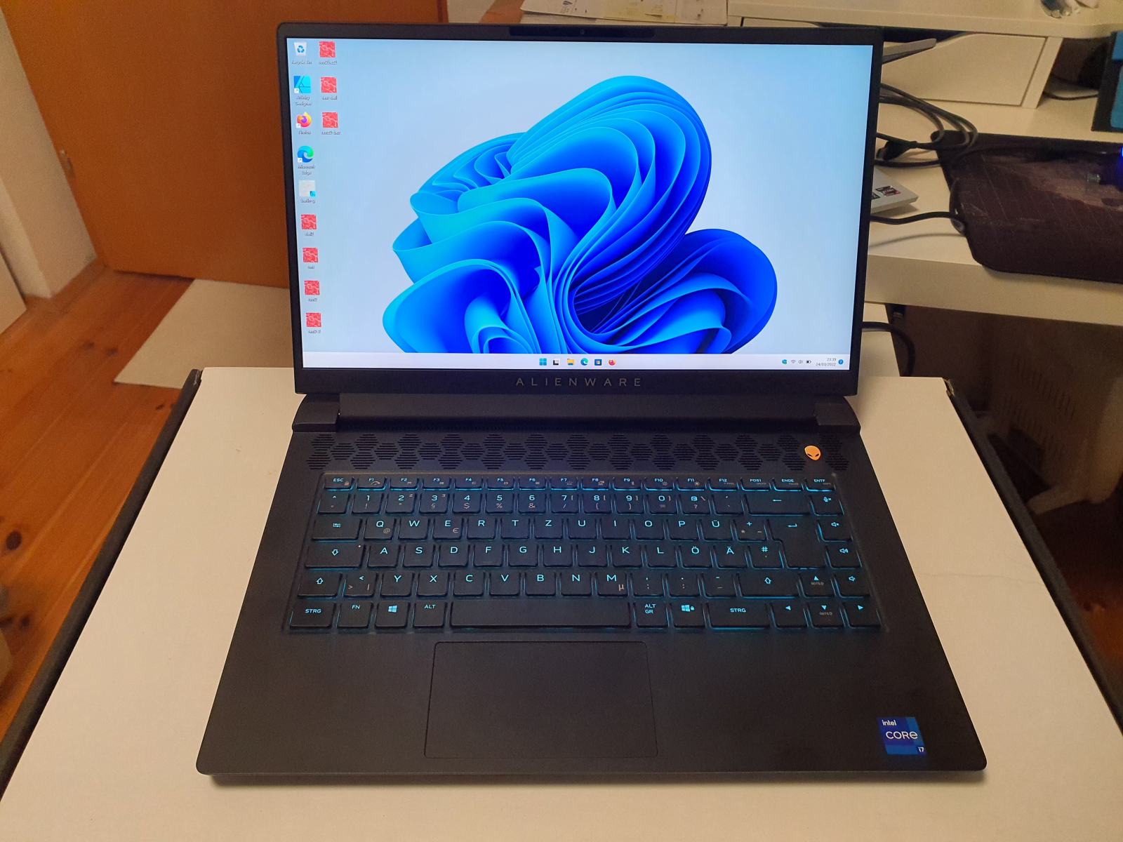 Alienware M15 R6, i7-11800H, RTX 3060, QHD 240Hz, 1TB laptop