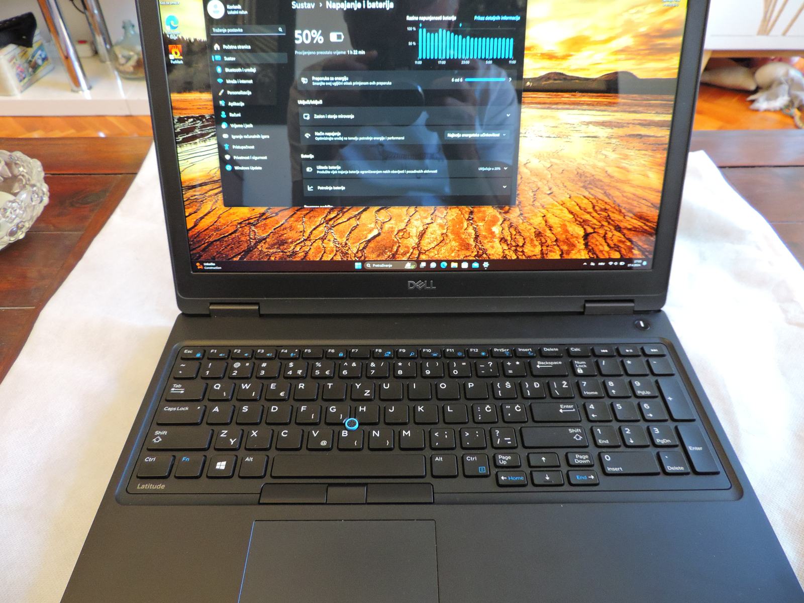 DELL Latitude 5590 I7-8650 4.2Ghz, 16GB, SSD 512GB, 15.6 FHD 1920x1080