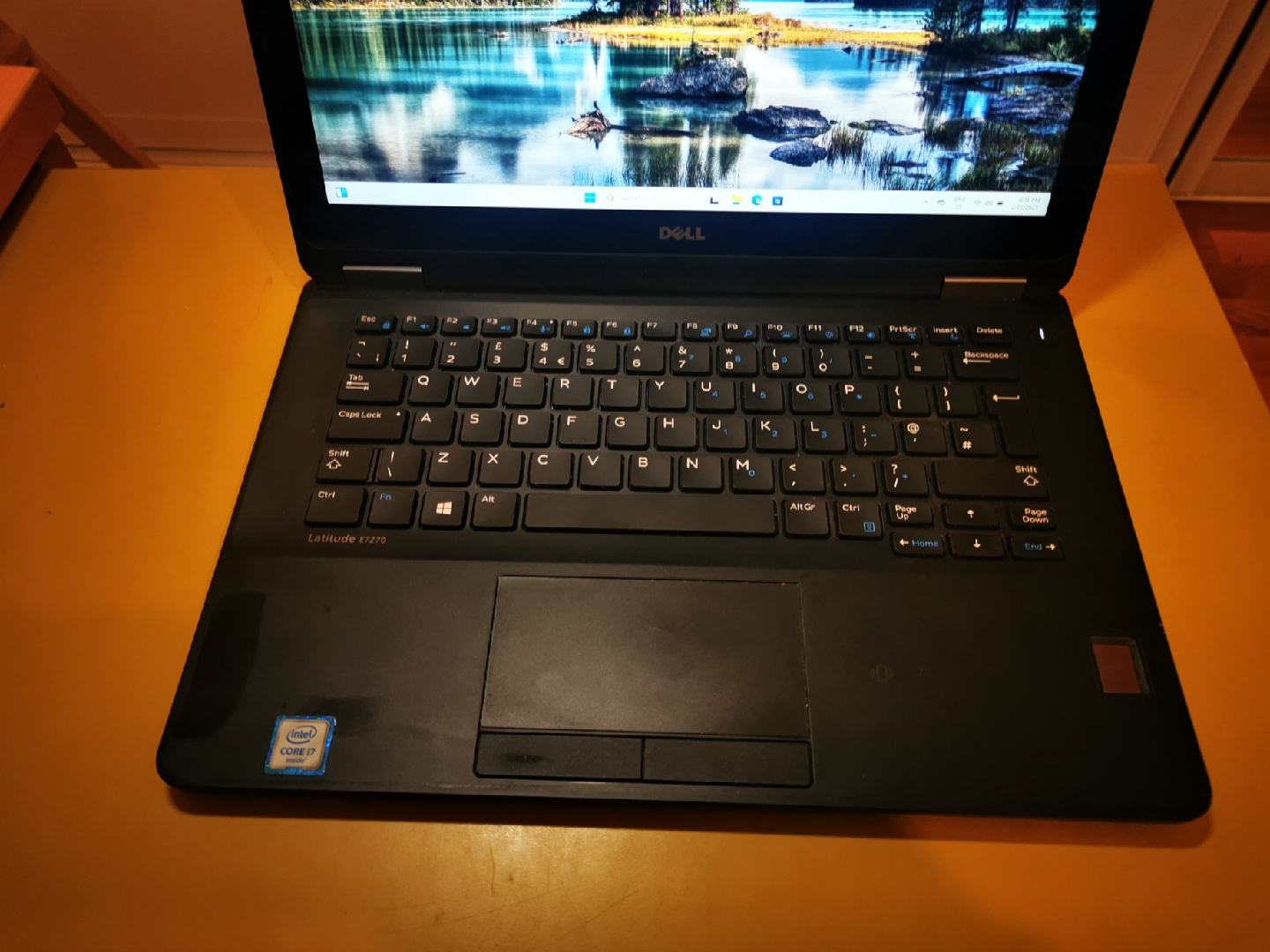 DELL Latitude E7270 i7 dualcore, 8GB, 256GB, 12.5 FullHD touch, Win11