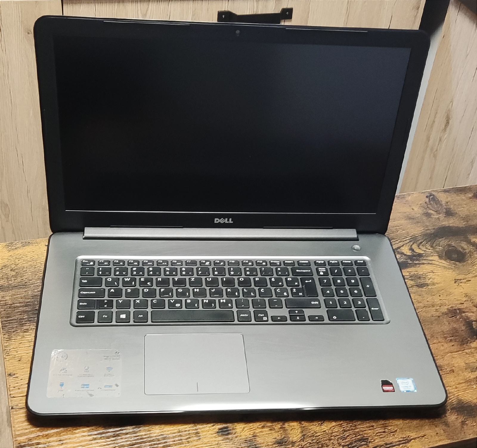 Laptop notebook DELL INSPIRON 17 5767 17.3 R7 i5 8gb SSD