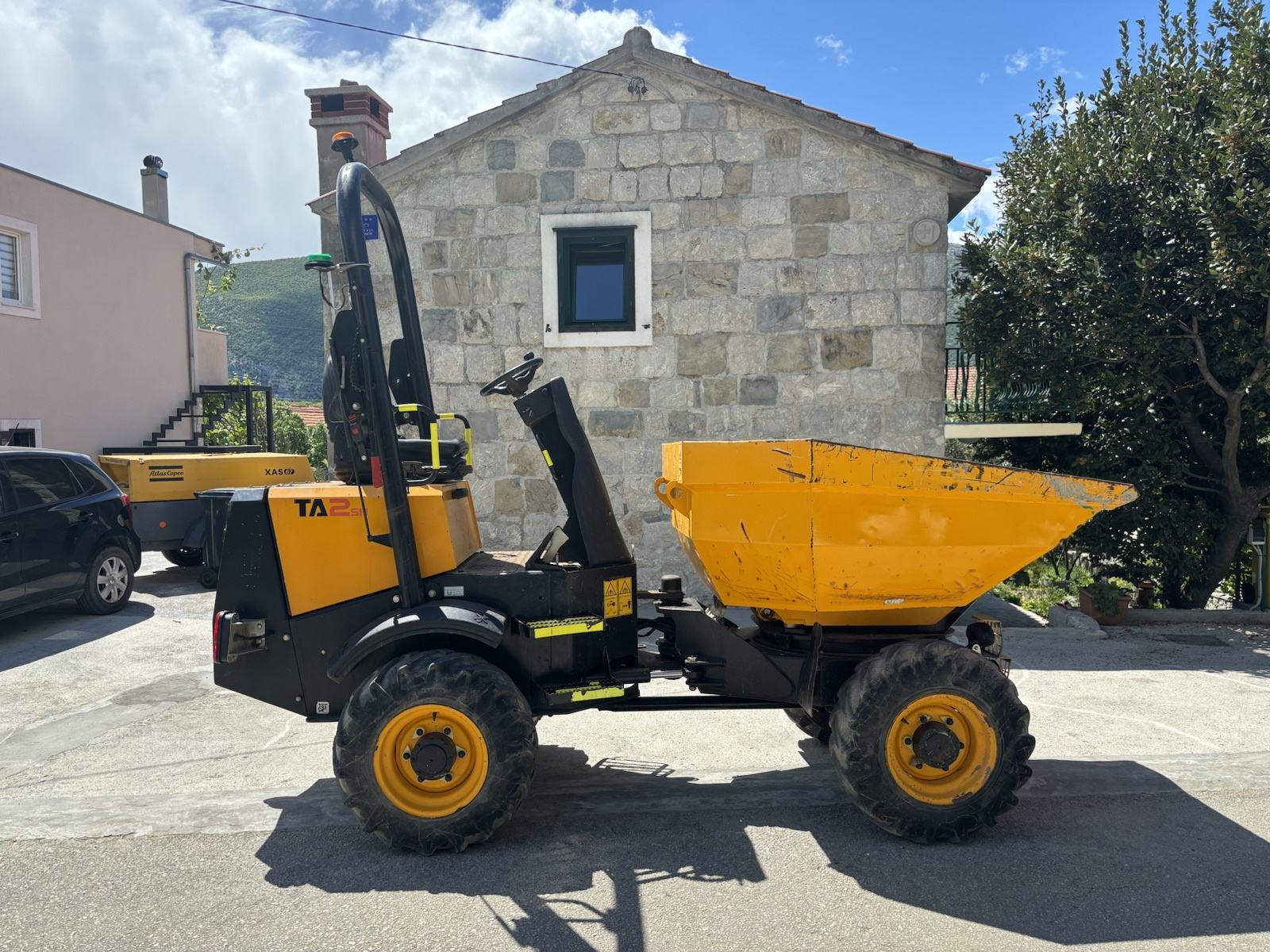 Terex TA2sh / JCB 2TST - 2017 godina / Automatik