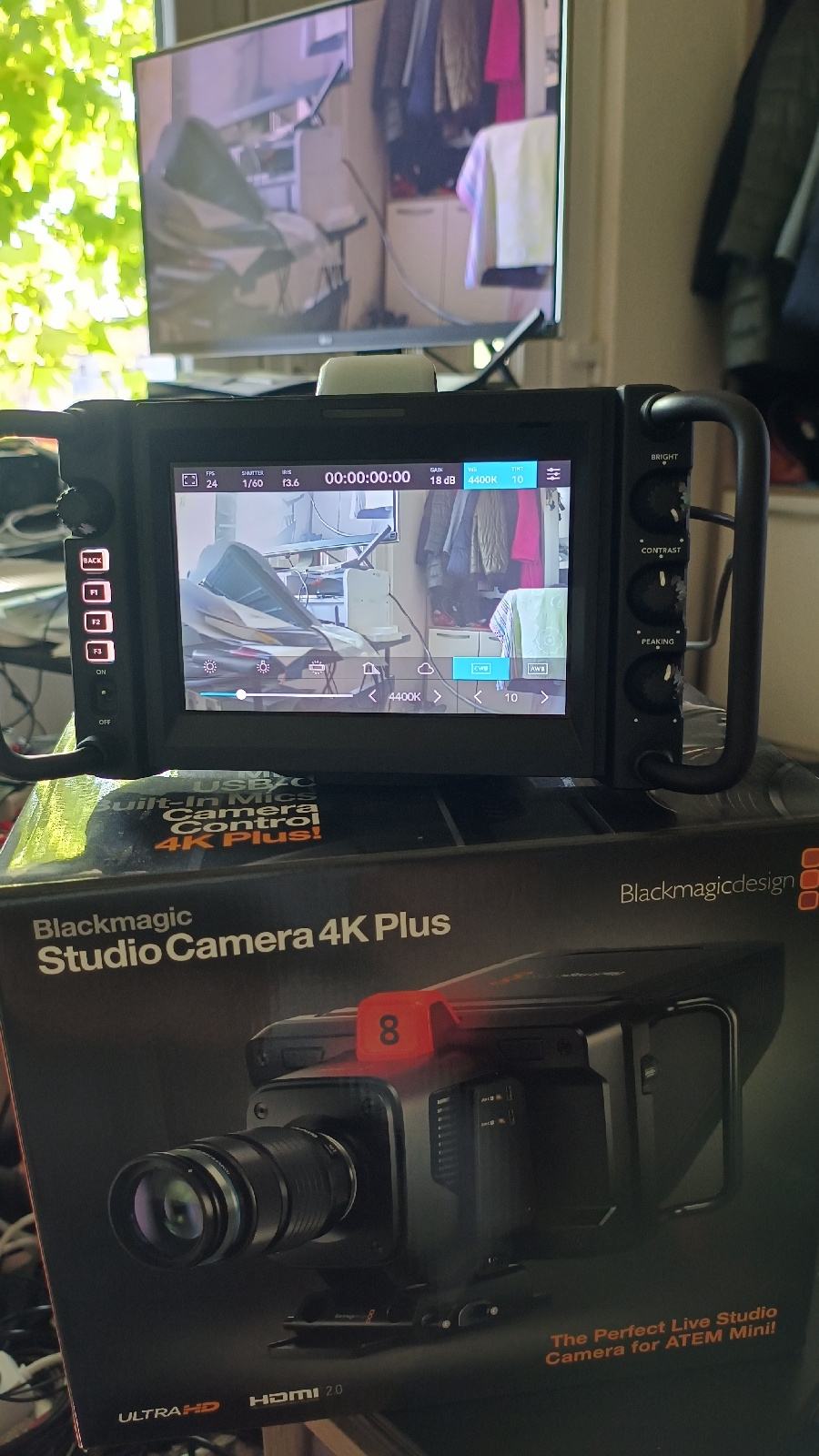 BlackMagic Studio Camera 4K Plus