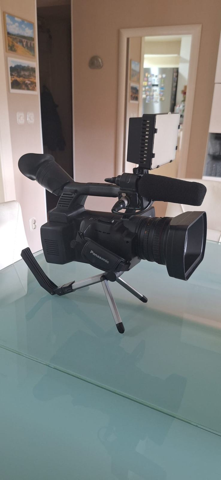 Digitalna kamera Panasonic AG - AC130