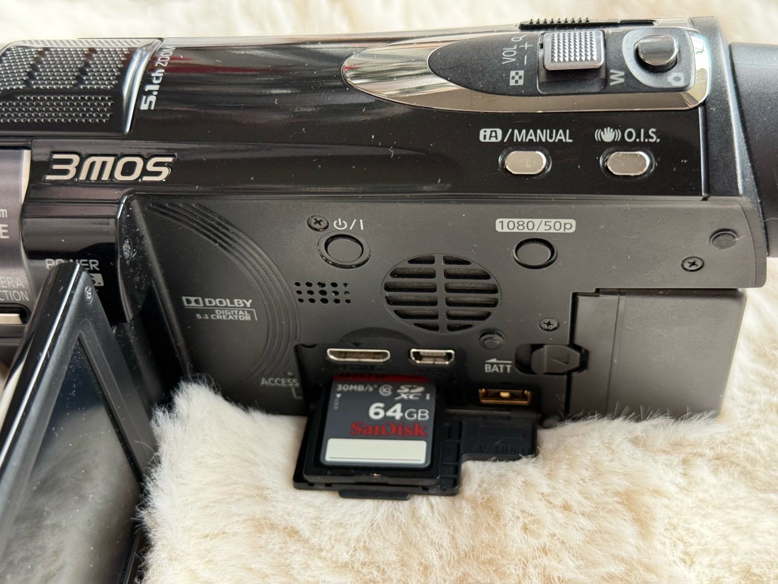 Panasonic Full HD HDC-SD909