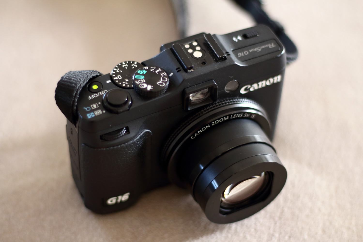 Canon G16