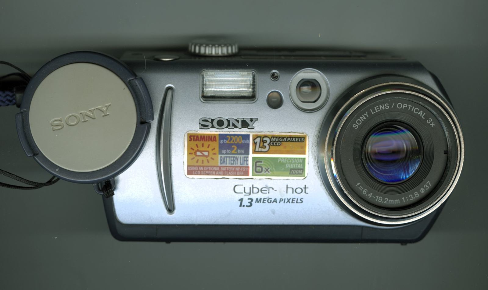 Sony Cyber-shot DSC-P30 CCD senzor
