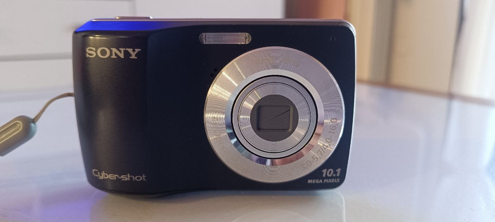 Sony SteadyShot DSC-S3000