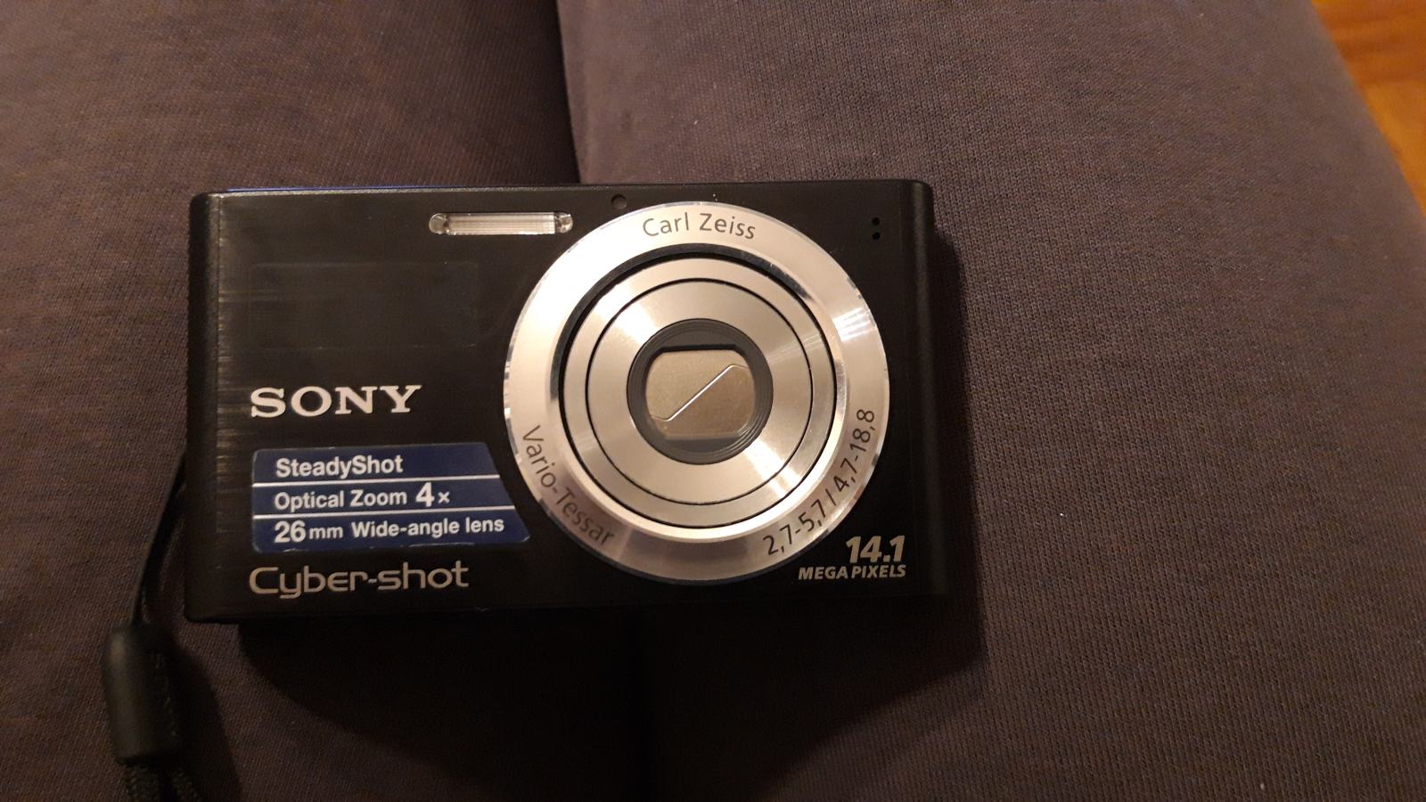 Sony cybershot DSC -W320