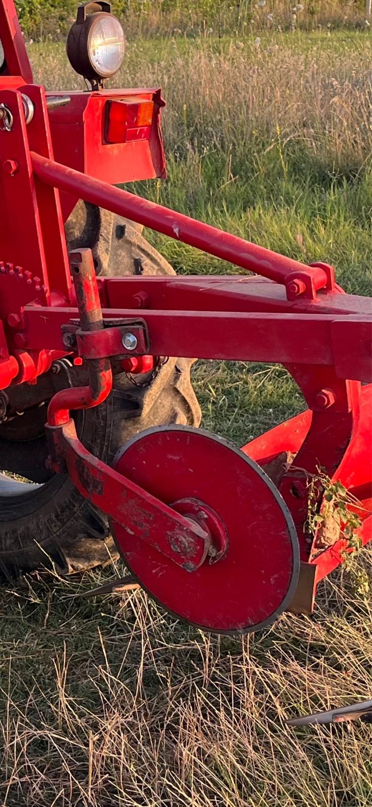 Crtalo i nosač za plug (imt)