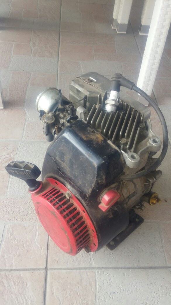 Motor honda G 100
