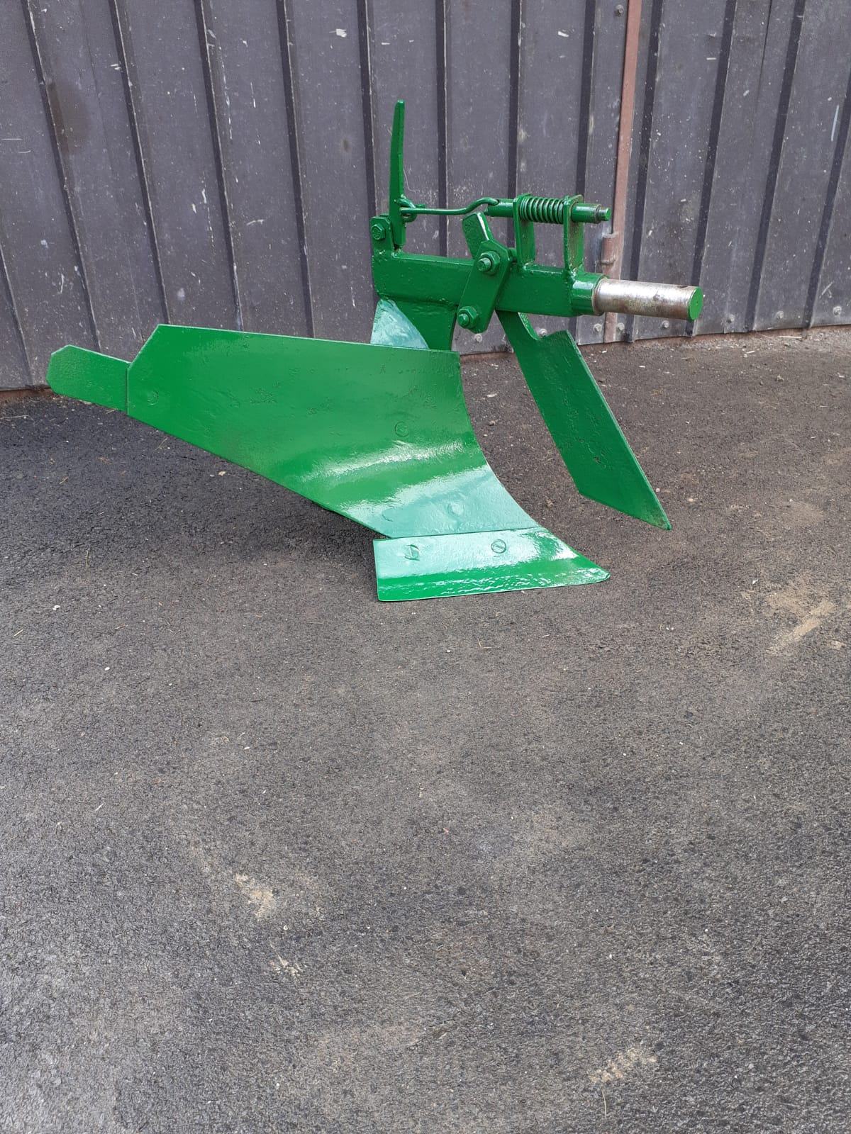 Plug za motokultivator