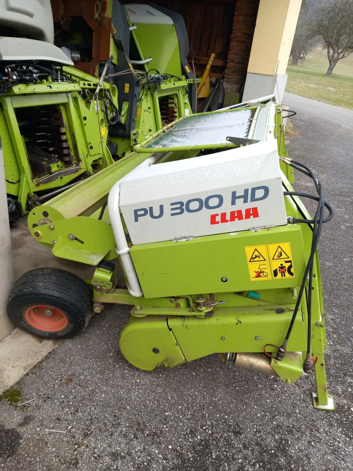 CLAAS PICK UP 300HD