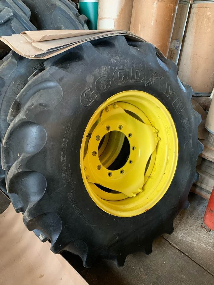 GoodYear 16,9-R28 ( 420/85-R28 )