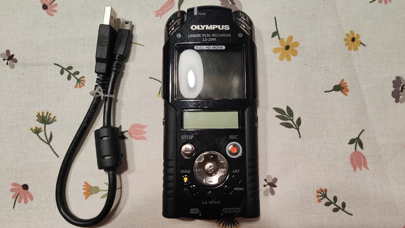 Olympus LS-20M: Profesionalni diktafon s Full HD video snimanjem