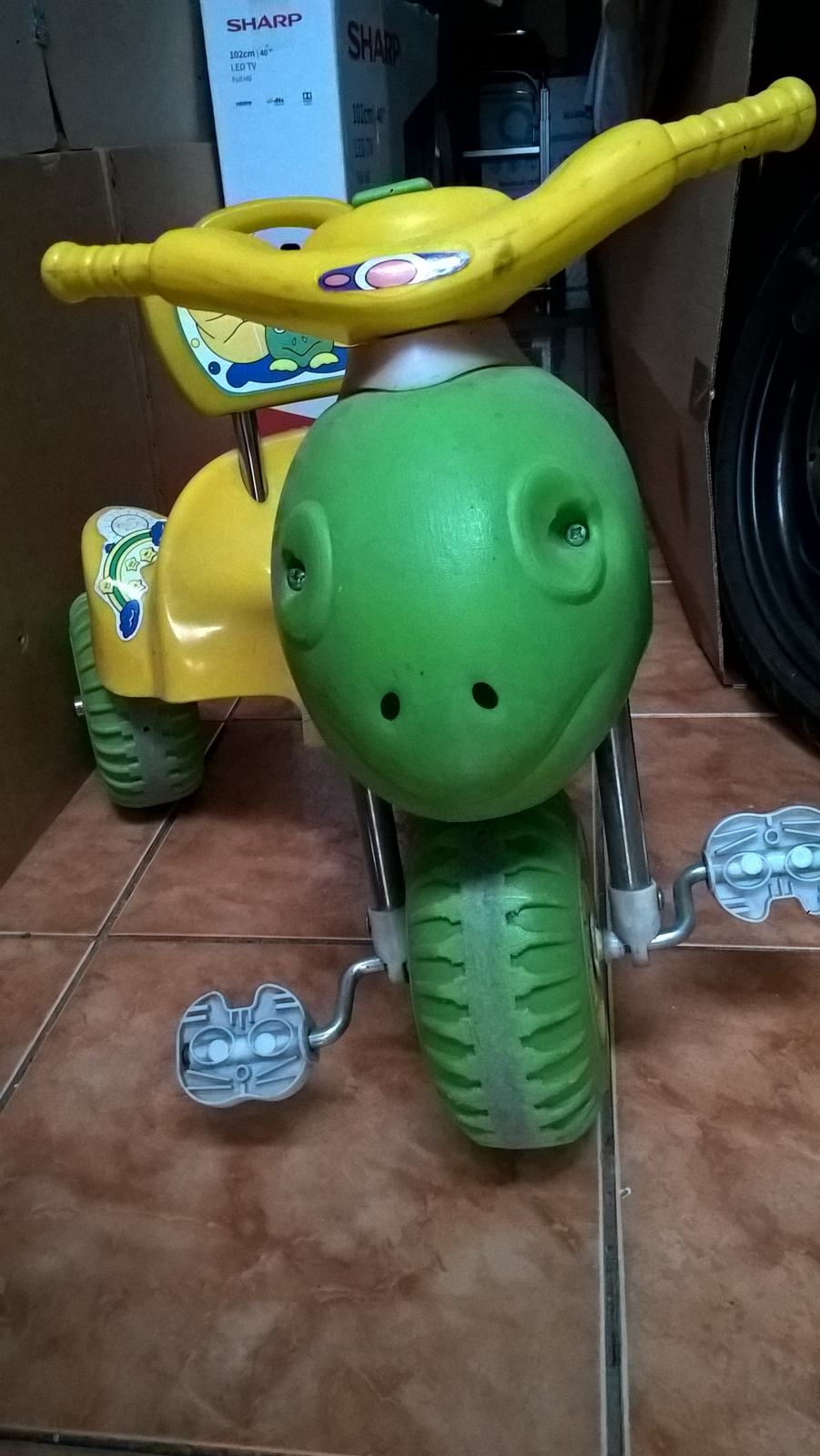 Dječji biciklić - (trokotač) -Zeleno-žuti mrav -za manji uzrast