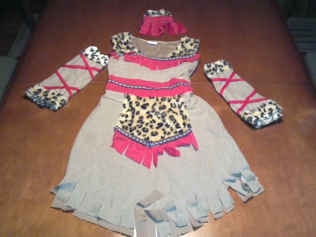 INDIJANKA VEL. 7-8 GOD. SA NAZUVCIMA