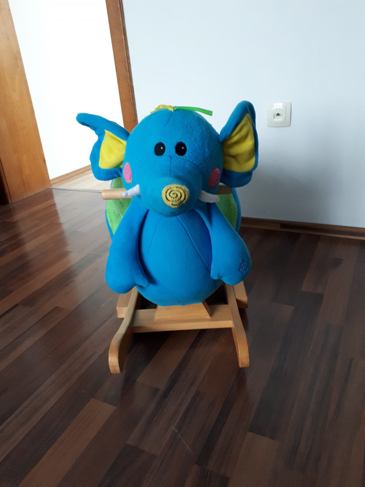 Konjić-slonić za njihanje