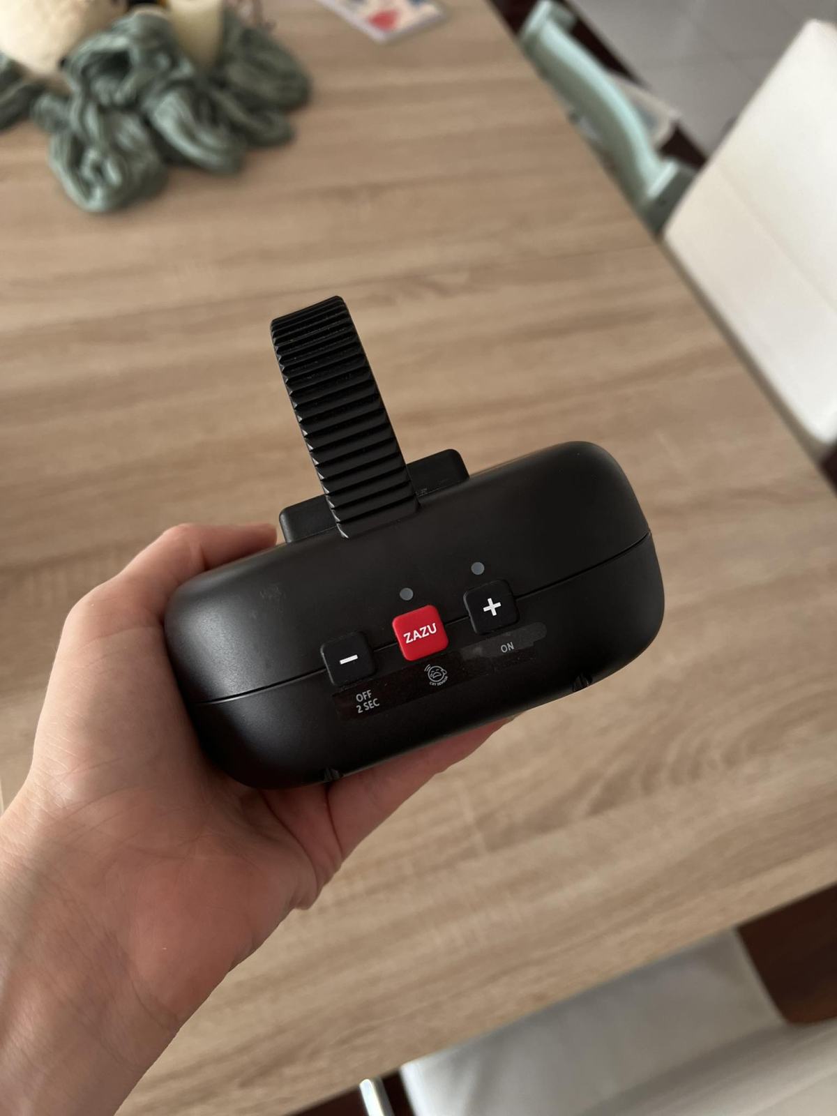 Uredaj za ljuljanje kolica Zazu