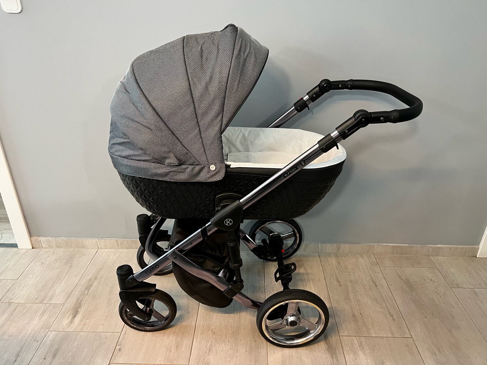 Kunert Tiaro Premium Silver 3u1 (4u1) kolica s Isofix bazom