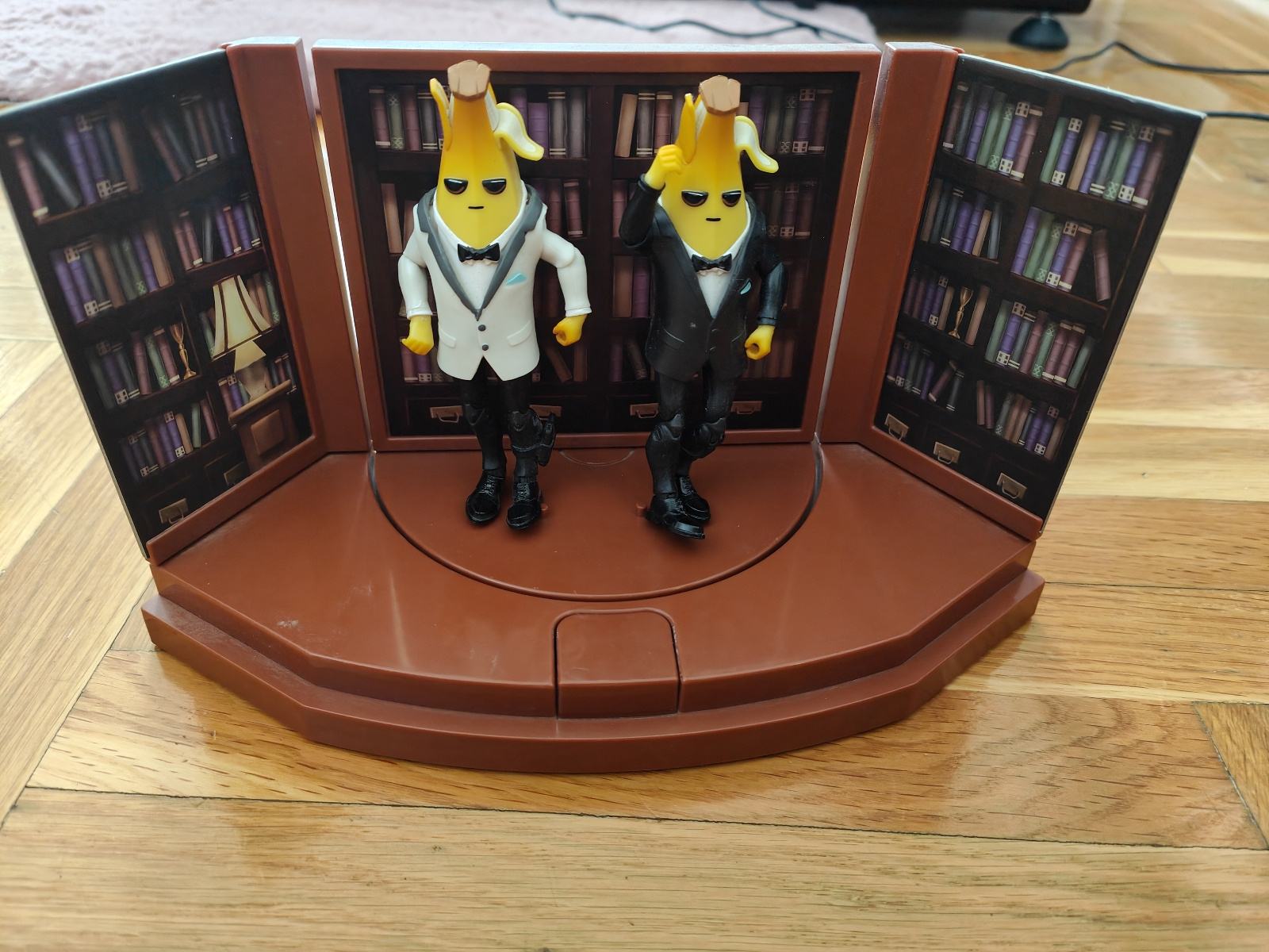 Fortnite Agents Room Agent Peely Shadow