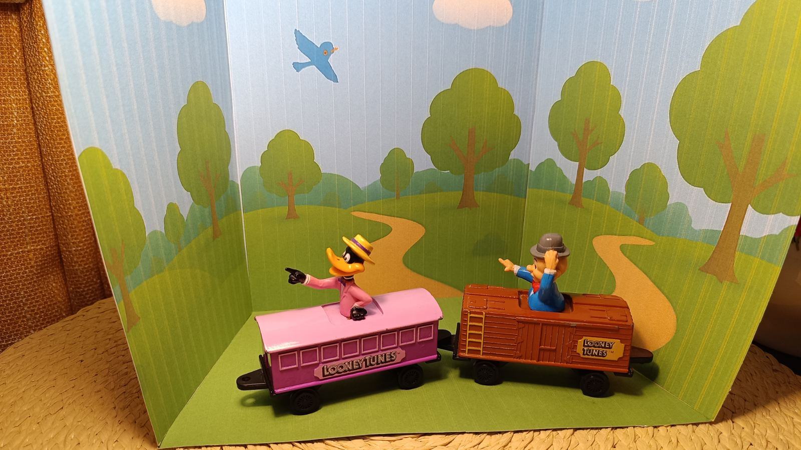 Looney Tunes - Duffy Duck, Elmer Fudd