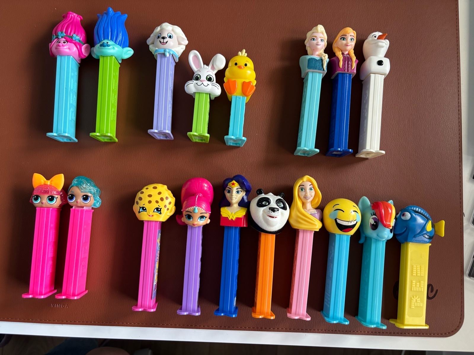 Lot PEZ figurica