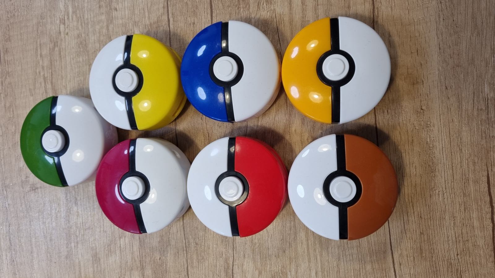 POKEMON - Poké Ball Disc Shooters - LOT