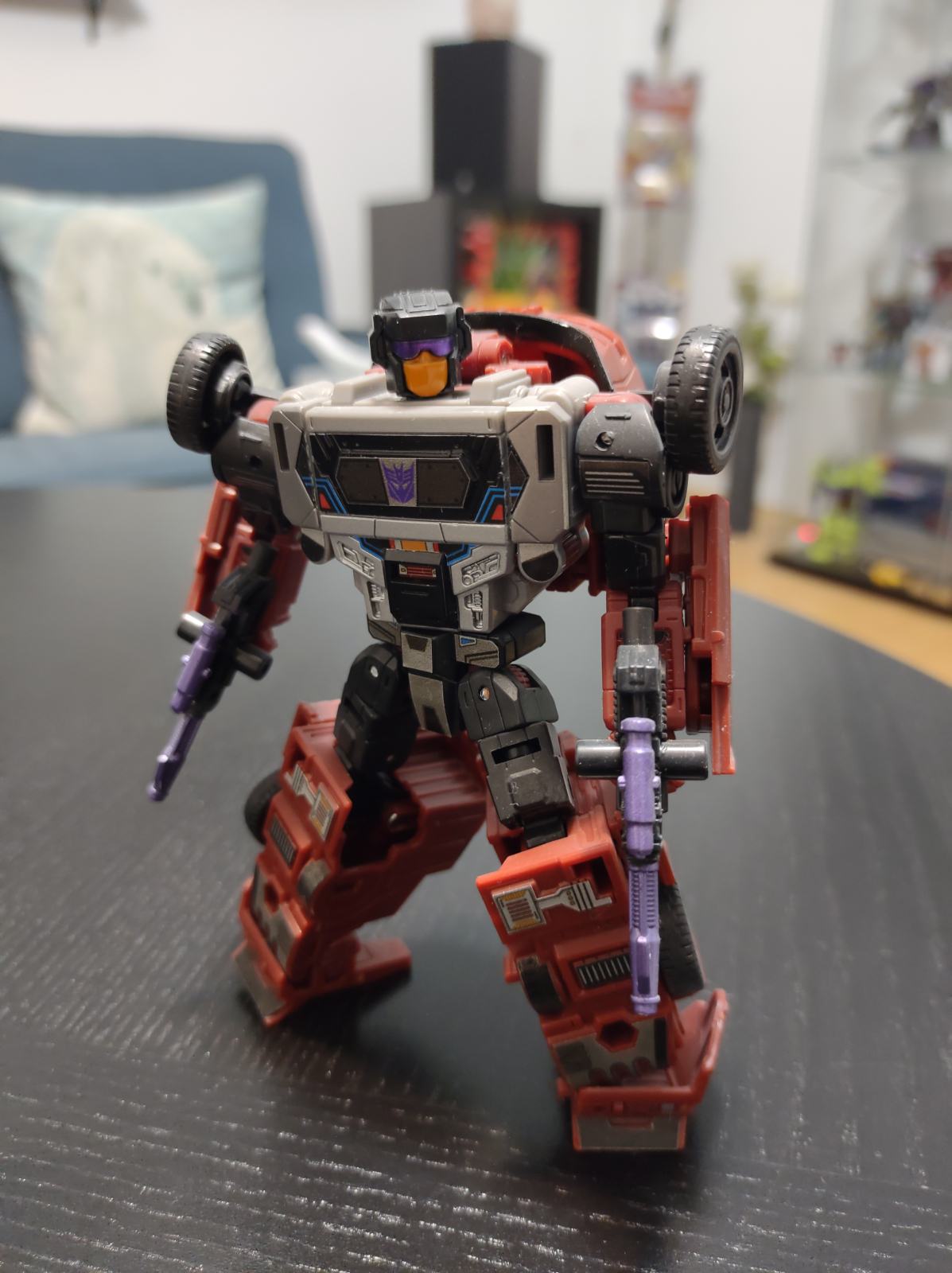 Transformers Legacy Deluxe Dead End