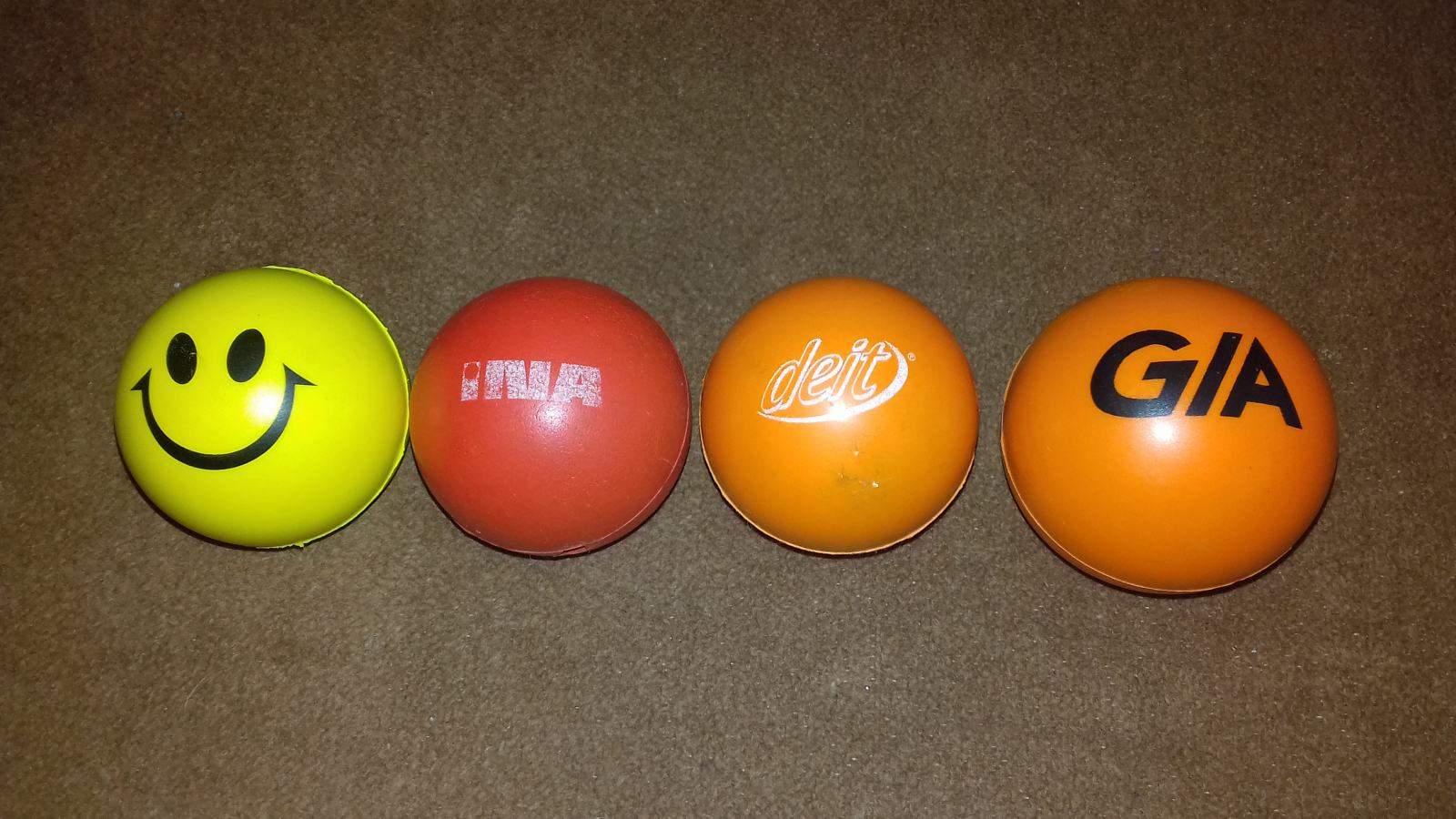 4 mekane loptice (samo komplet)