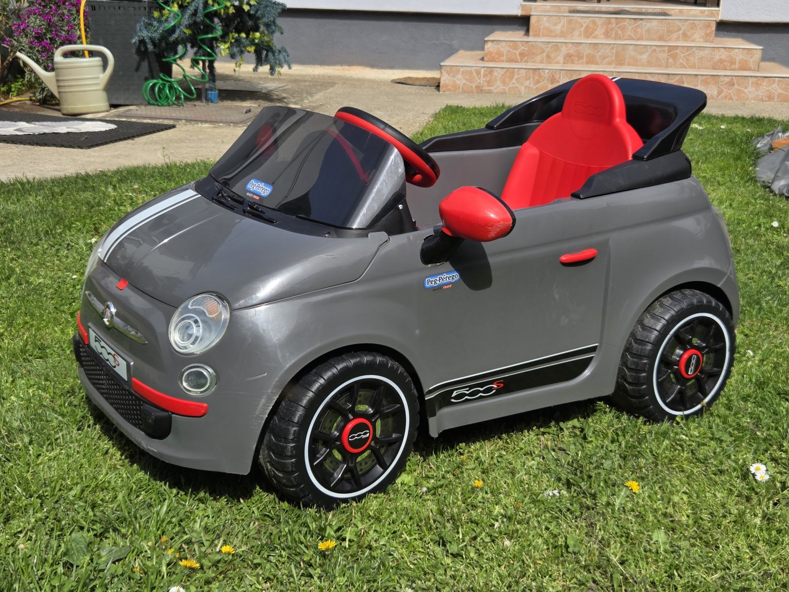 Elektro dječji auto na akumulator Peg Perego Fiat 500
