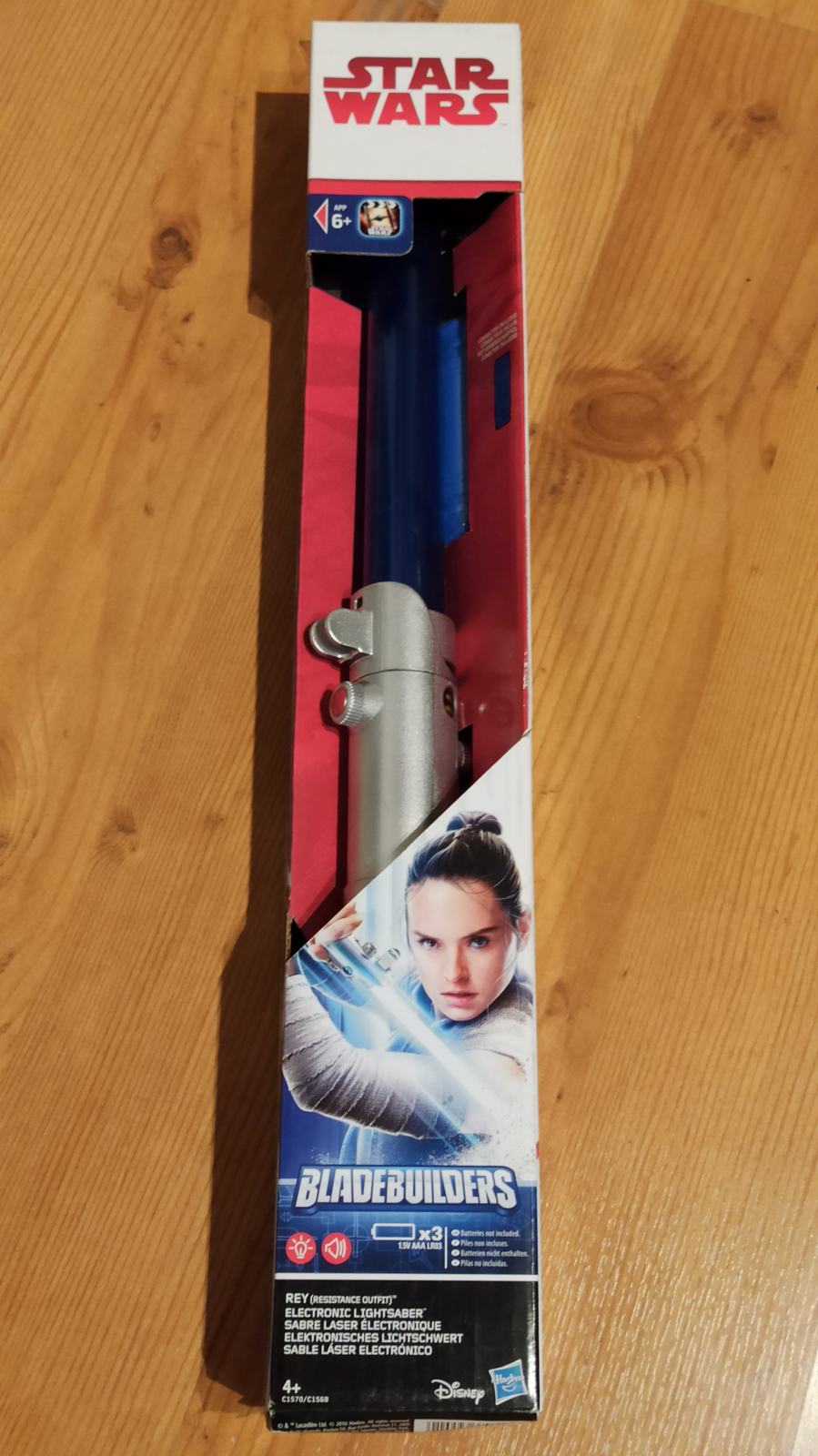 Hasbro Star Wars rey bladebuilders electronic lightsaber
